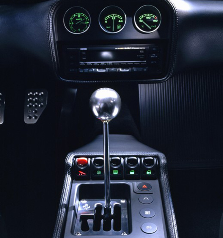 REVOLUTIONARY GEARBOX: Ferrari History