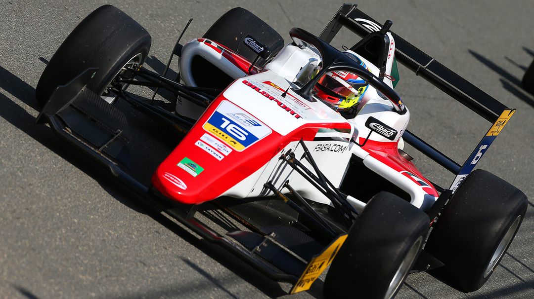 Formula 3 Asian Series: esordio sul podio per Dino Beganovic