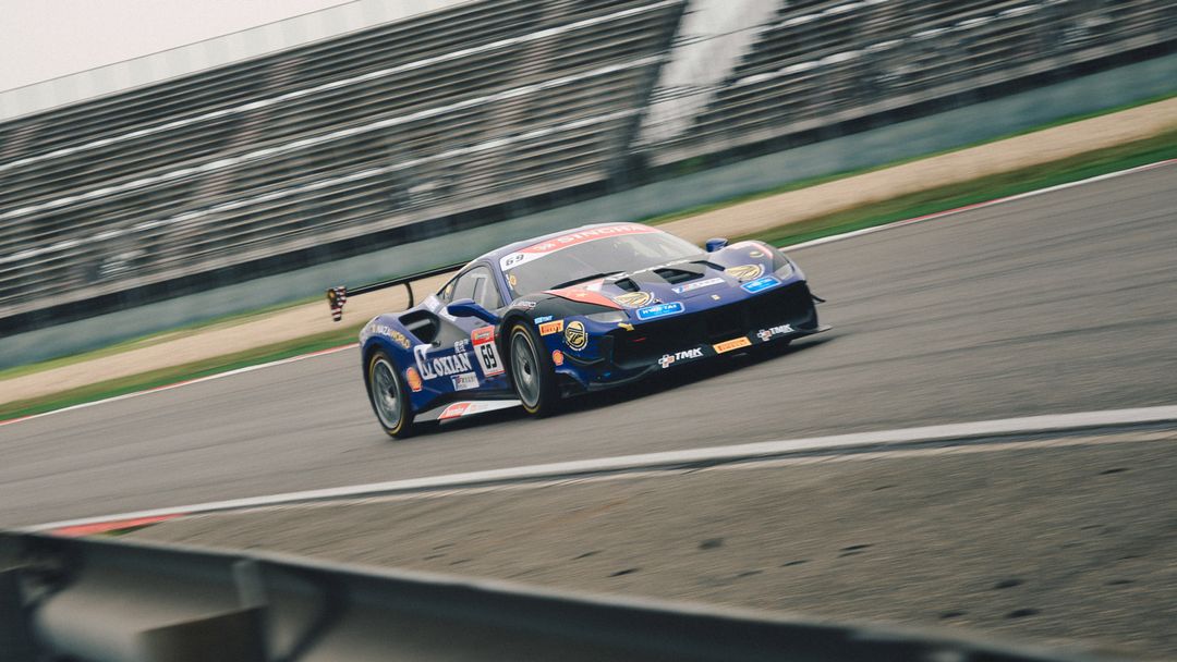 Ferrari Challenge Driver Zen Suan Chuan Low - Ferrari.com