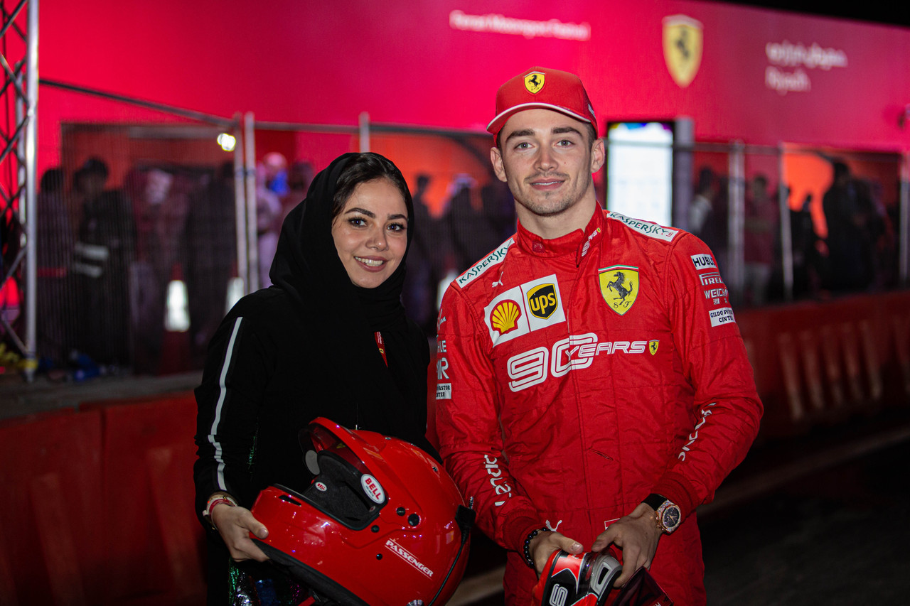 LADIES, START YOUR ENGINES!