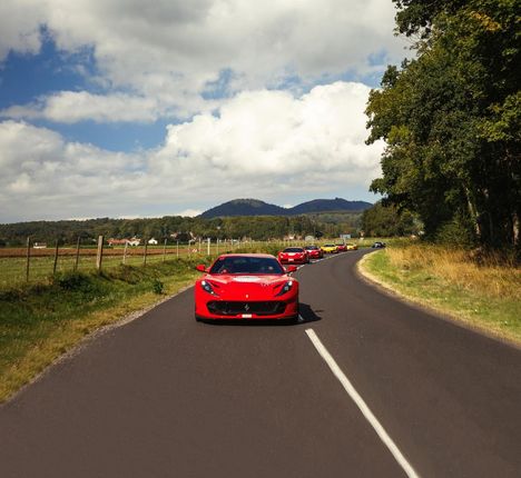 Les belles Ferrari tour de France