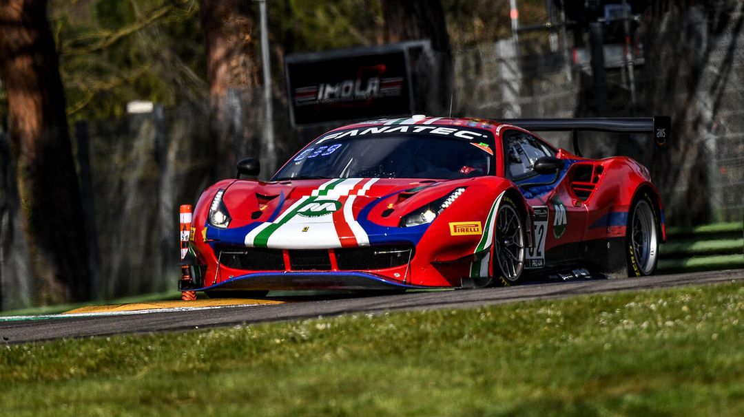 Three Ferraris at Brands Hatch for the GT World Challenge Europe Sprint Cup
