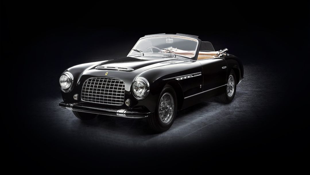 Great Ferrari Innovations: The Retractable Roof