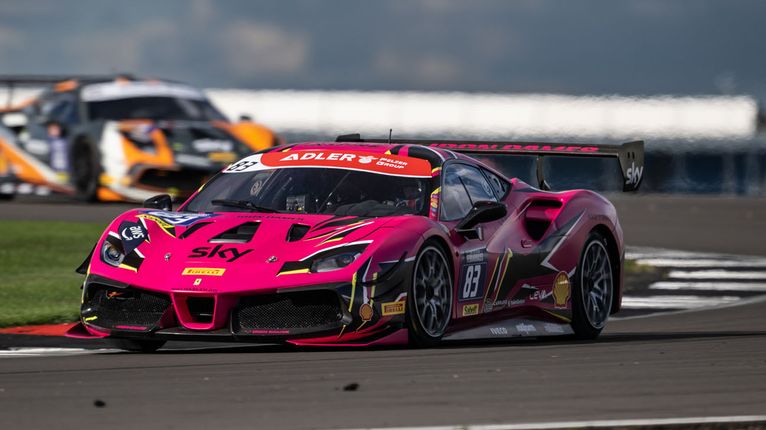 At Mugello the Ferrari Challenge Europe heads towards the Finali