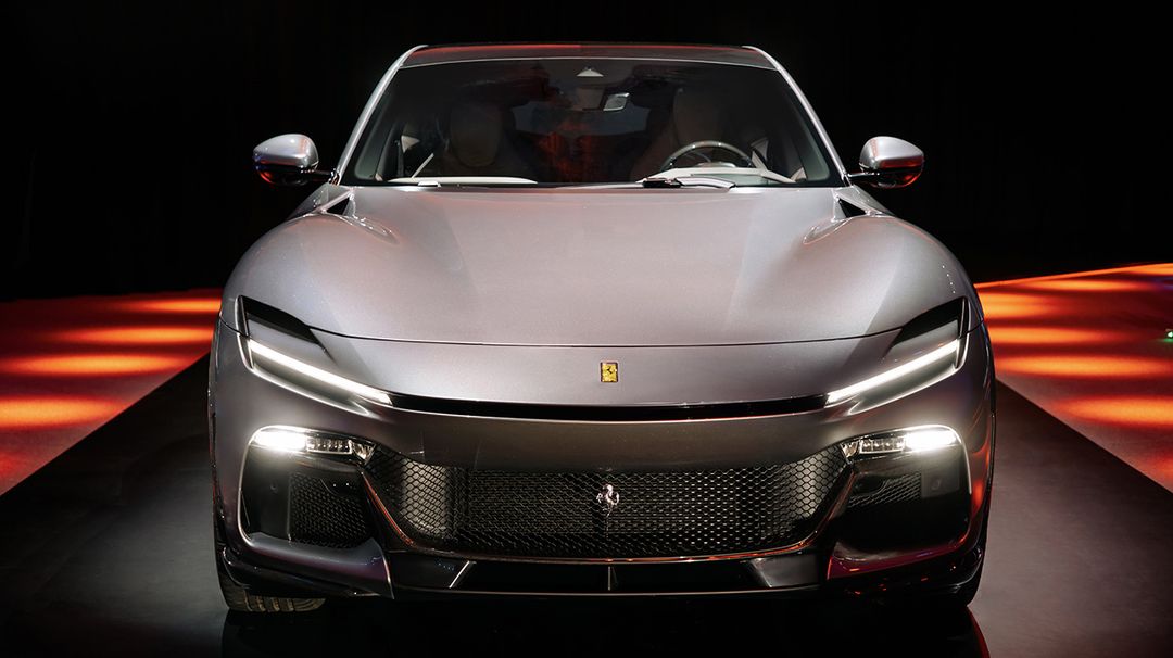 Presentata la nuova Ferrari Purosangue a Francoforte